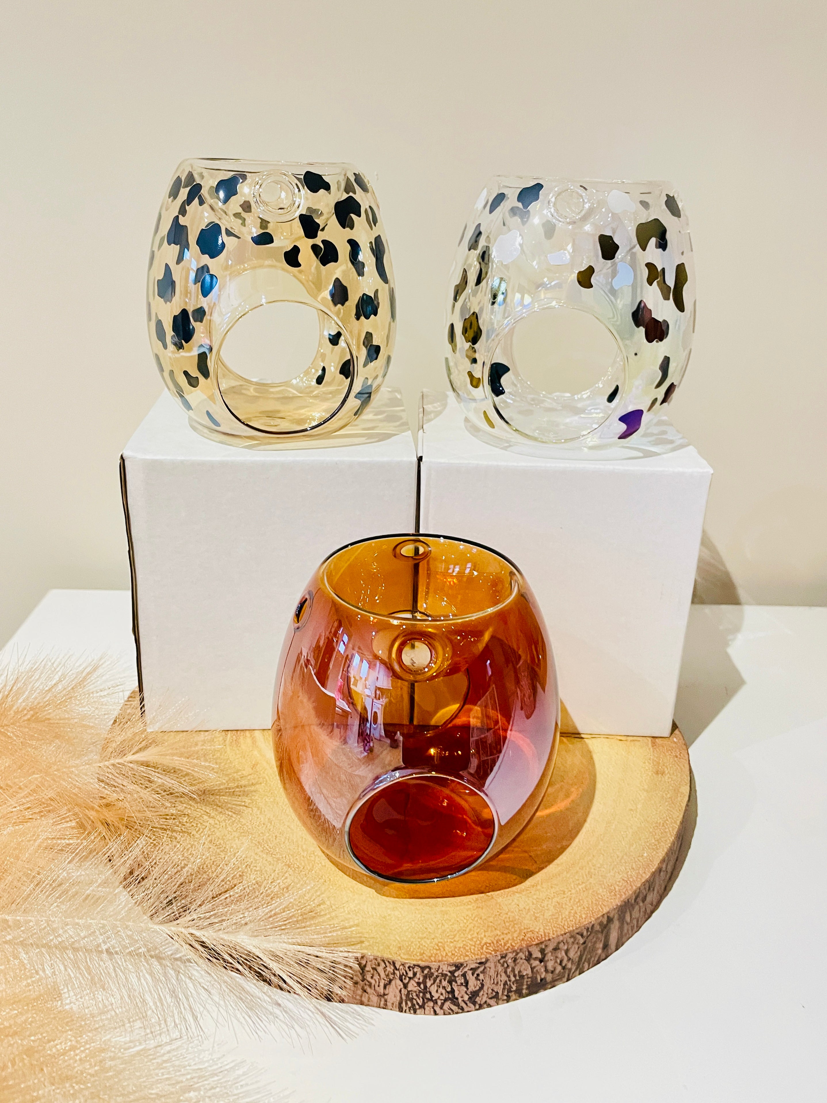 Amber Glass Burner – Lion and Rose Wax Aromas